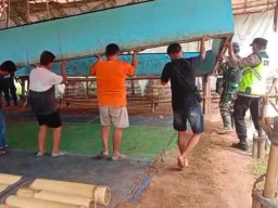 Polsek Labuhan Badas Bubarkan Sabung Ayam di Desa Karang Dima
