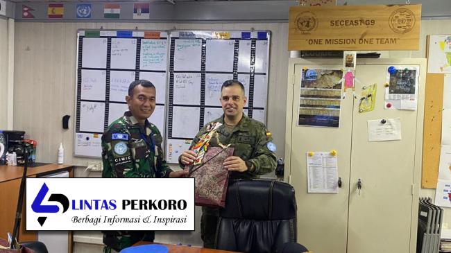 Blangkon, Wayang Kulit dan Kisah Dewi Shinta, Diperkenalkan Dunia ...