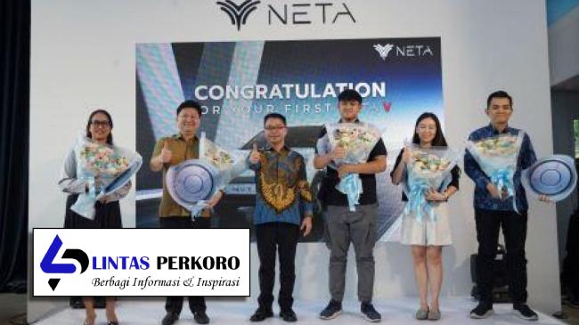 NETA Gelar Penyerahan Perdana Unit NETA V Kepada Konsumen